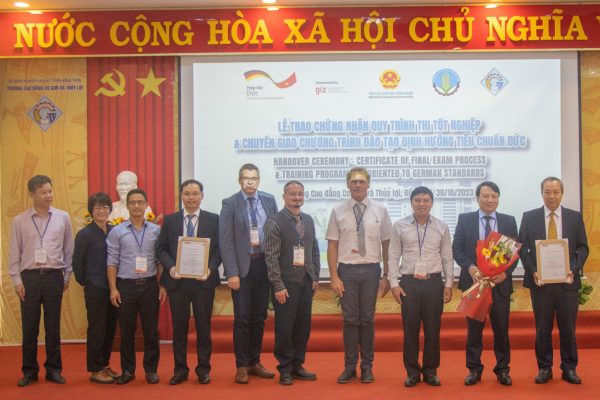 Handover Ceremony – Certificate of final exam process & training ...